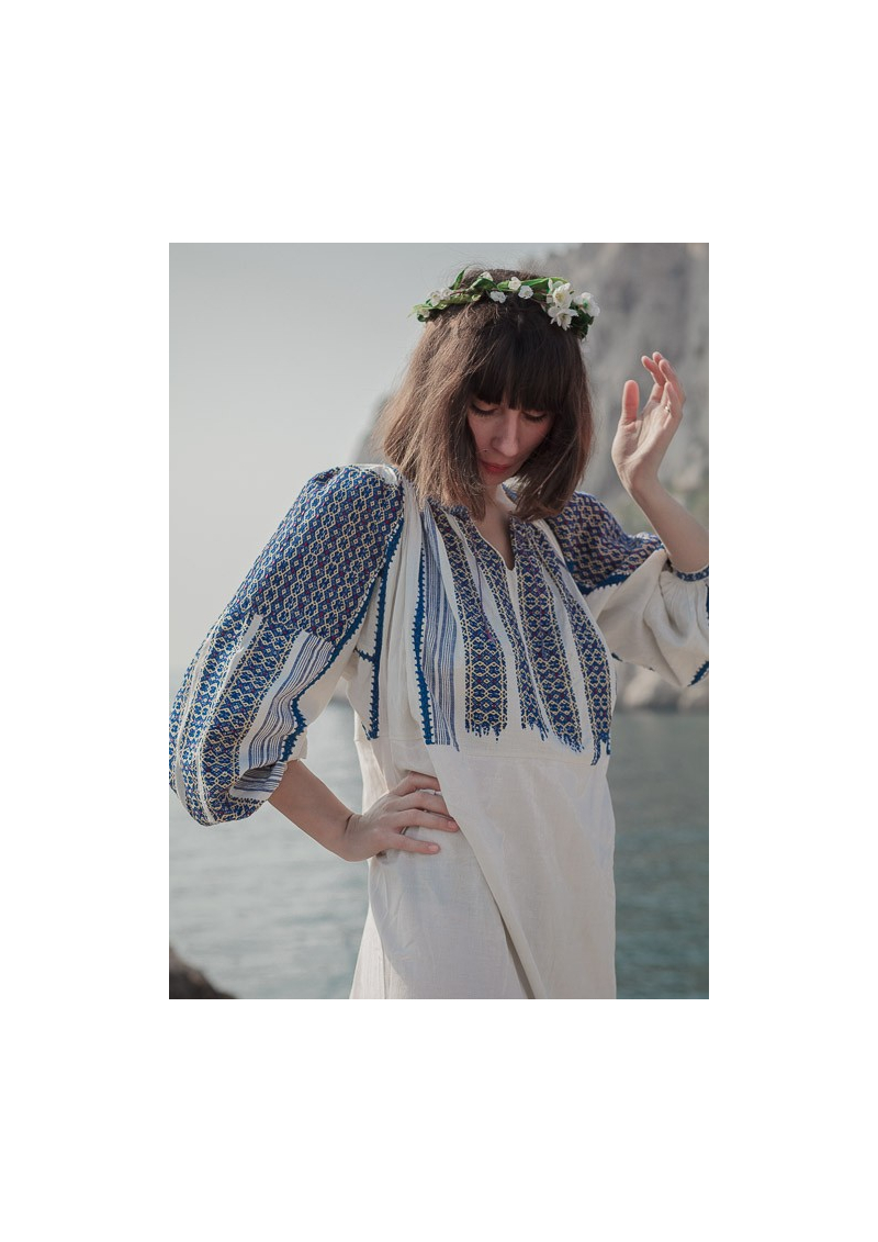 La blouse roumaine antique