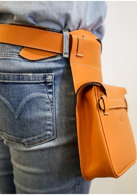 Leather Hunting Pouch by Alexandre Mareuil