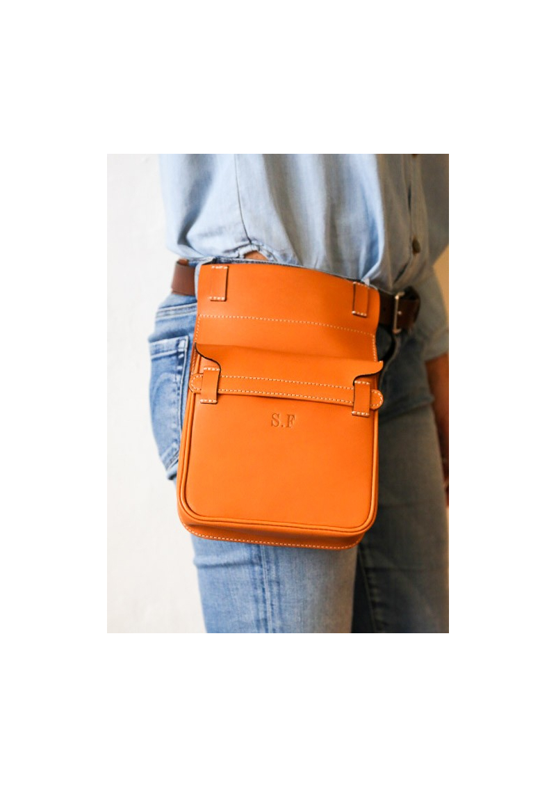 Leather Hunting Pouch by Alexandre Mareuil