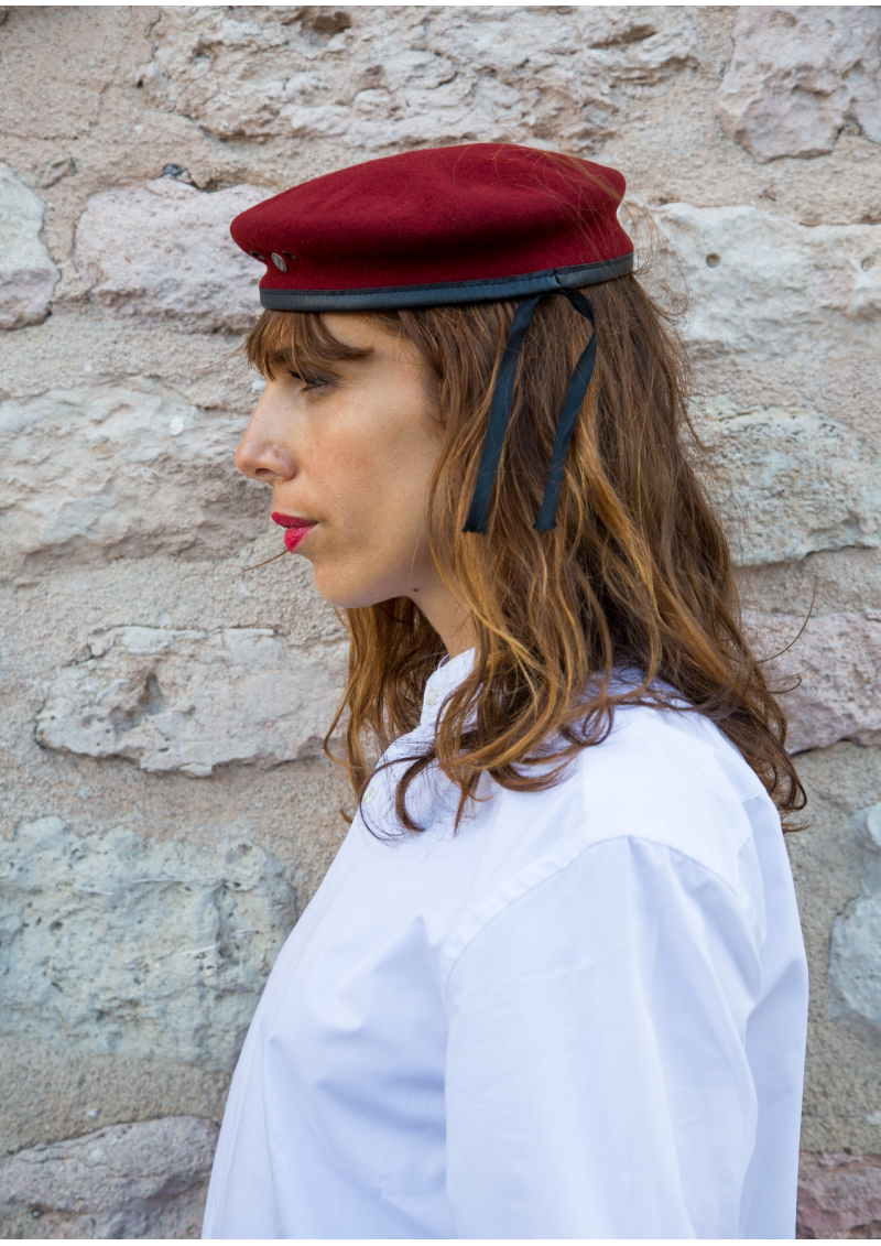 Le béret rouge de parachutiste